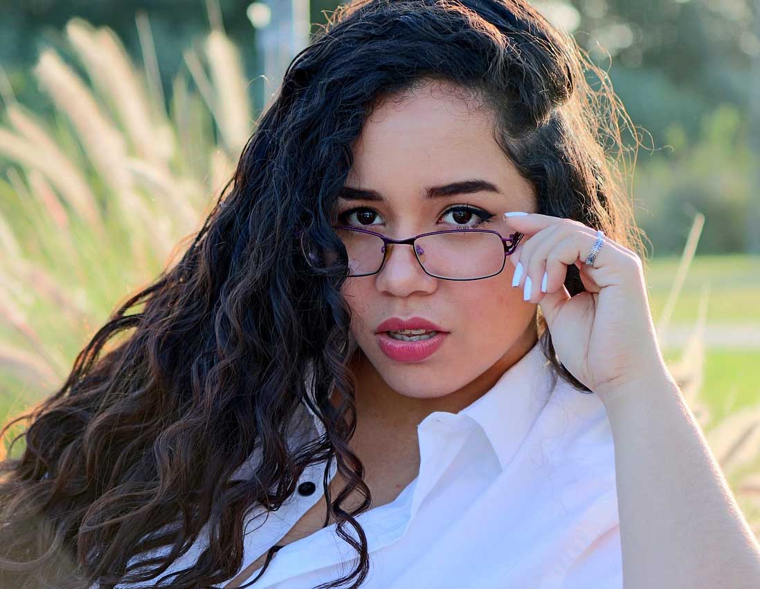 Best Low Bridge Glasses for a Perfect Fit: Stop the Slip! | EZOnTheEyes