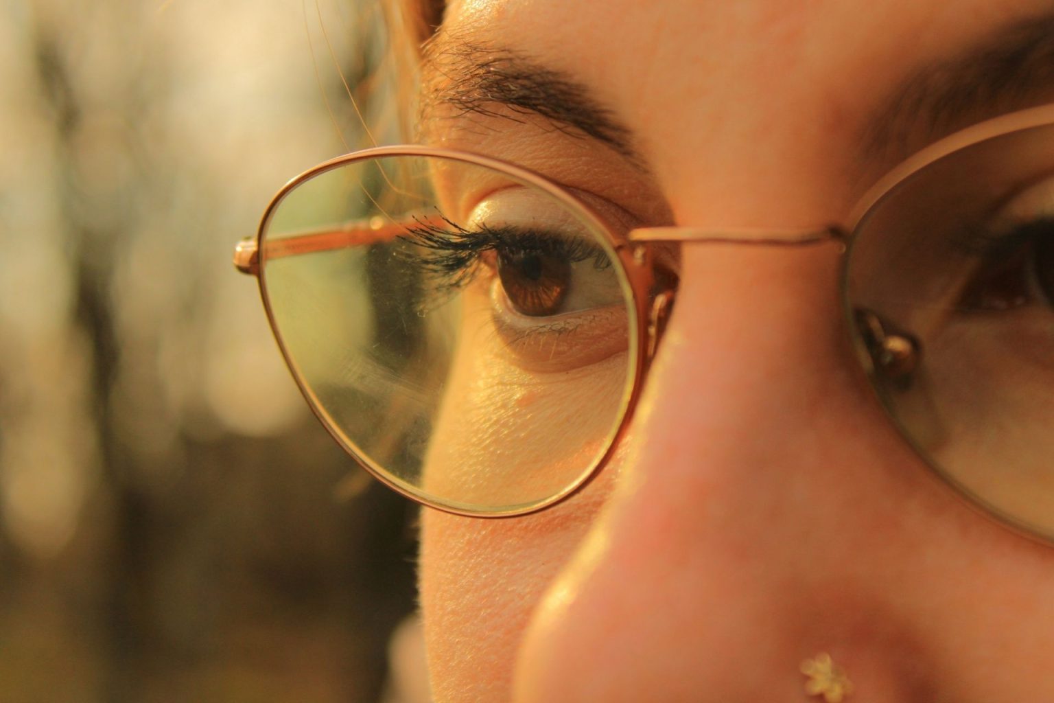 What Are Hazel Eyes? Learn All About This Rare Eye Color | EZOnTheEyes