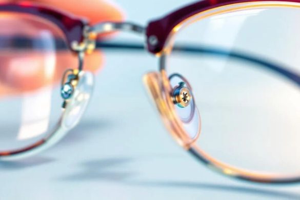 Eyezen Has Arrived: Reduce Eye Strain With Enhanced Lenses | EZOnTheEyes