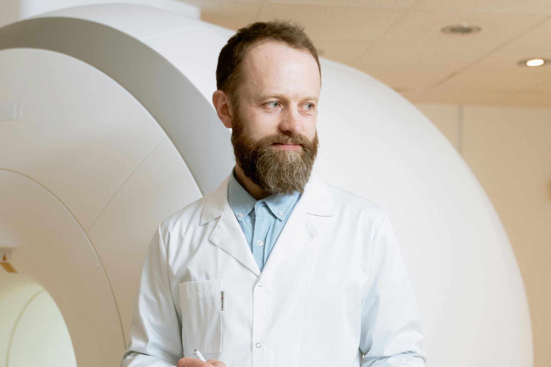 Gray Eyes: Learn About One of the Most Rare Eye Colors! | EZOnTheEyes